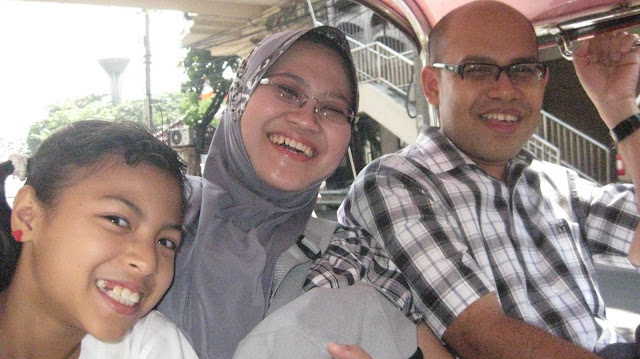 SINCERELY ME...: SAWADEE KAP....THAILAND